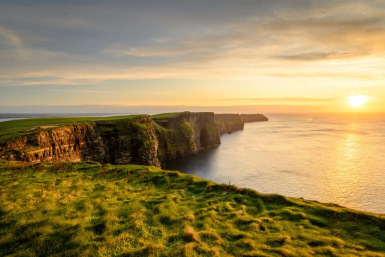Cliffs of Moher Opening Hours 2026 | Best Time to Visit